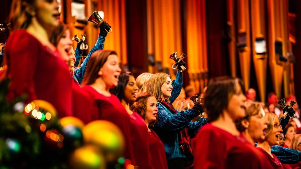 Christmas with The Tabernacle Choir, Featuring Lea Salonga and Sir ...