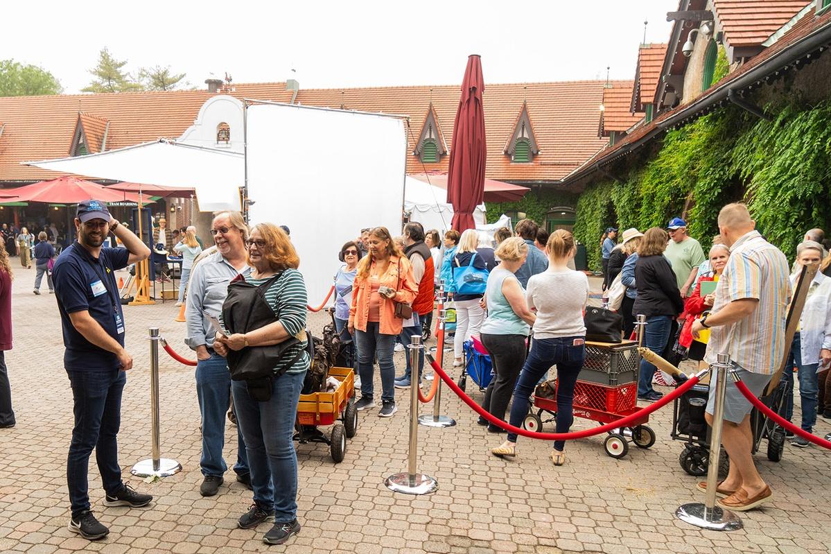 Antiques Roadshow Comes to St. Louis