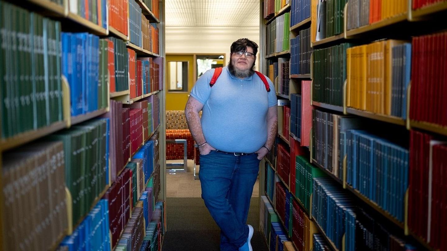 Native American students right to wear regalia at graduation protected ...