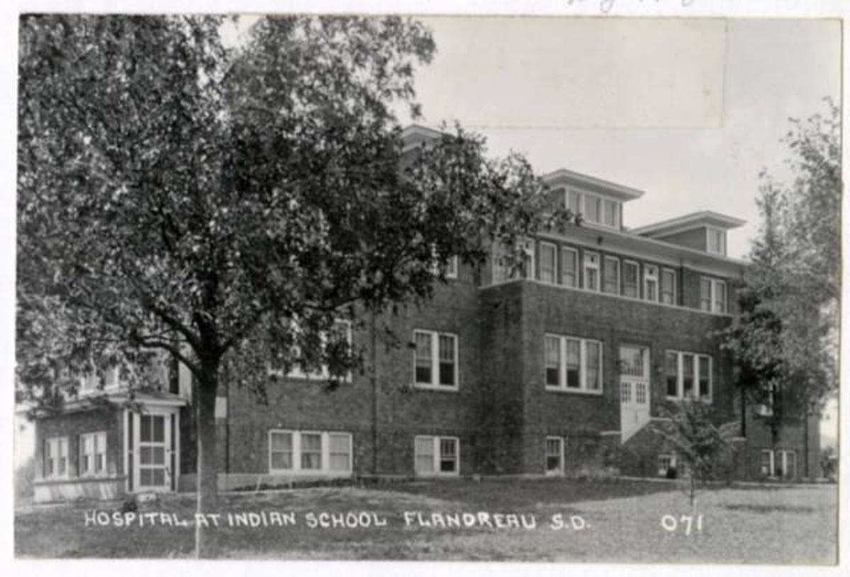 A History of the Flandreau Indian School