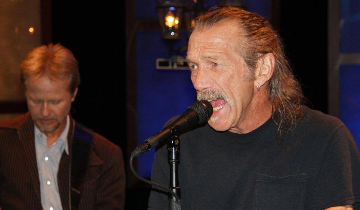 Dave Walker Band (No. 603)