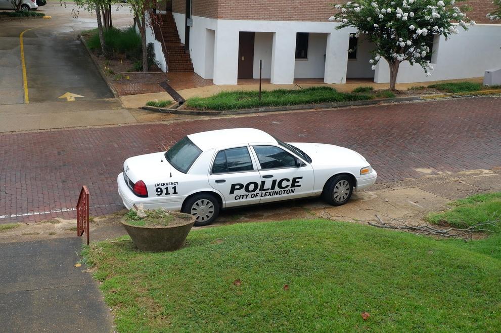 Black man who says he was wrongfully arrested suing Lexington Police ...