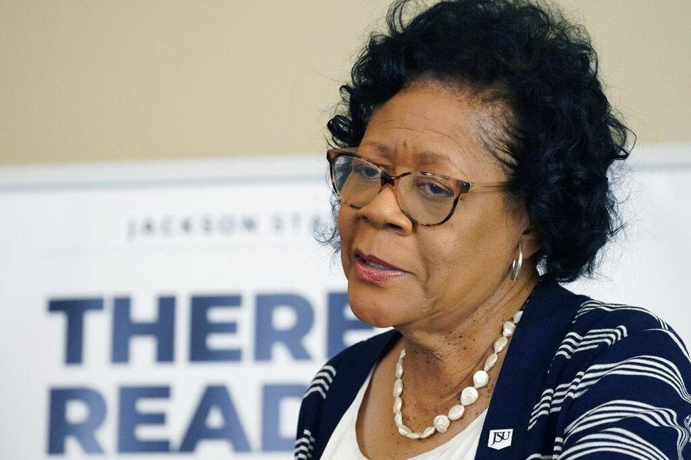 Dr. Elayne Hayes‑Anthony, barrier‑breaking journalist and longtime ...