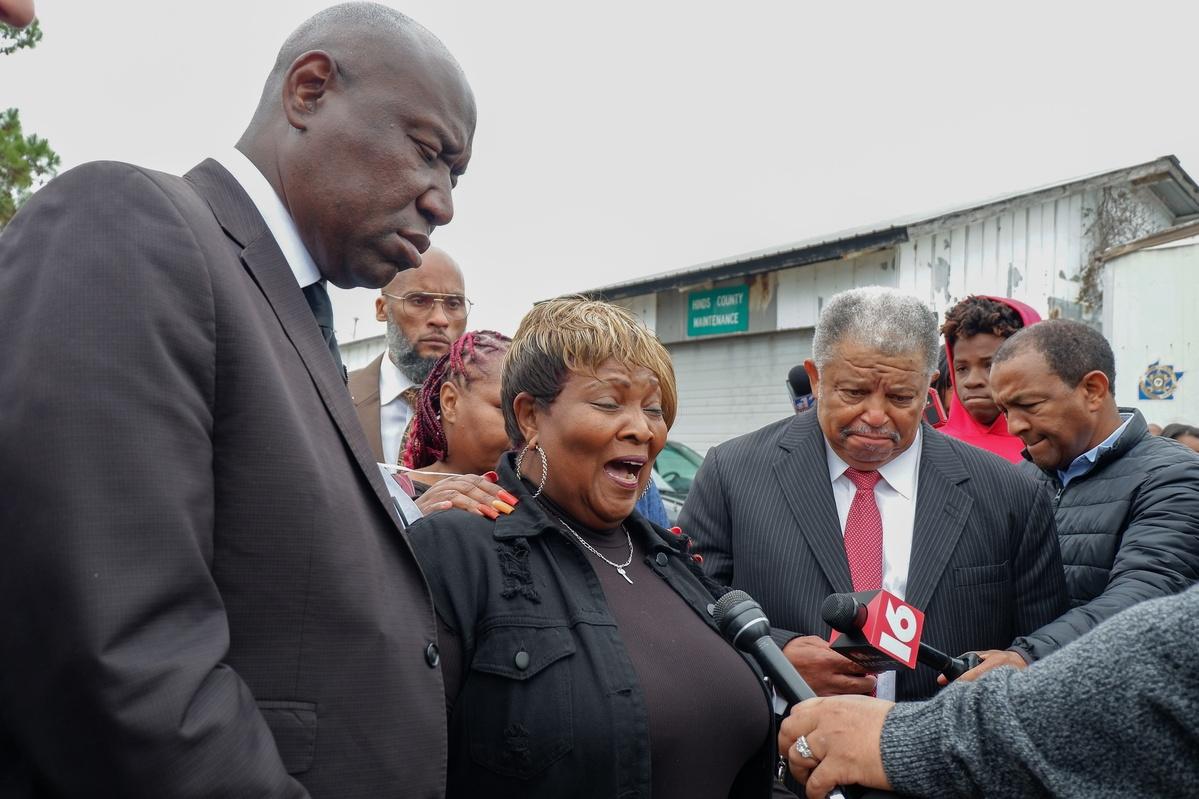 Body of Dexter Wade exhumed hours before family was present, raising ...