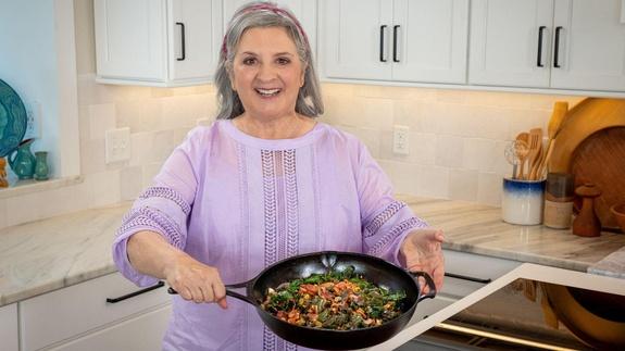 Wilted Collard Salad with Hot Bacon Dressing | PBS North Carolina