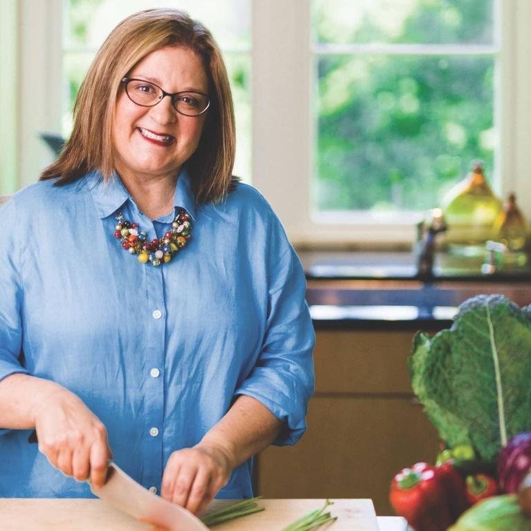 Sheri's Skillet Cornbread And Honey Butter