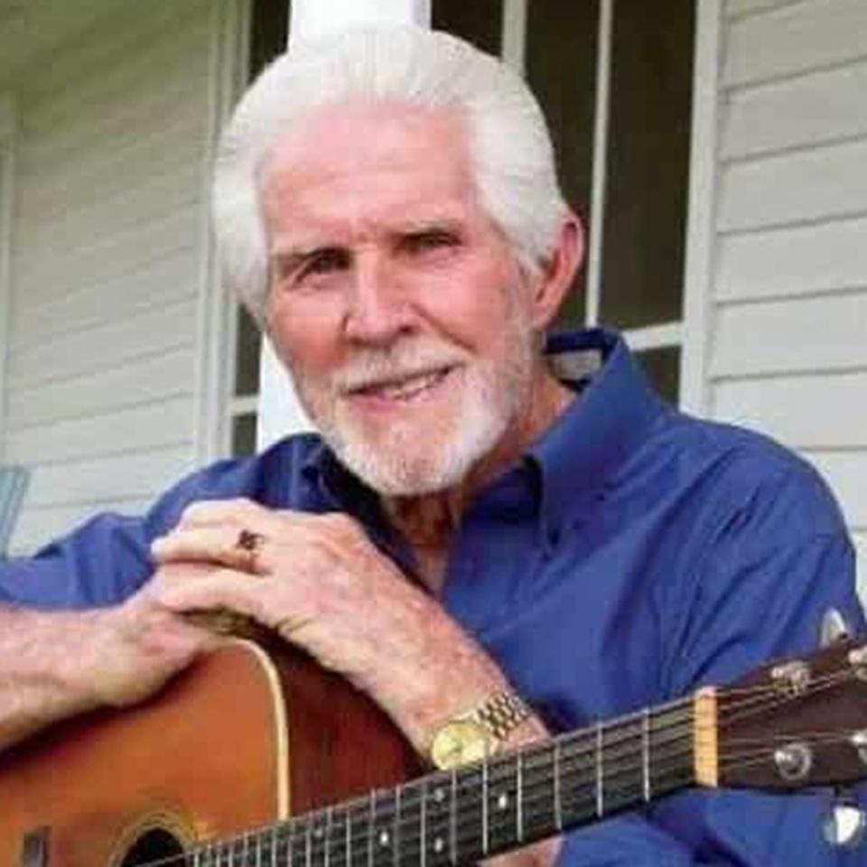 Charlie Albertson, The Singing Senator: A Life of Music, Service and ...