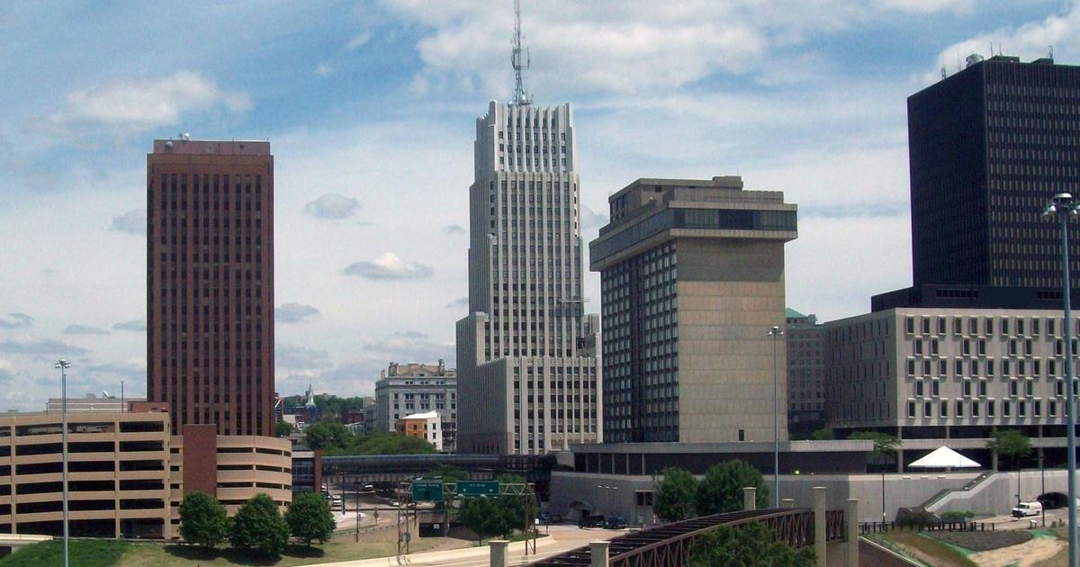 Akron Roundtable Signature Series | PBS