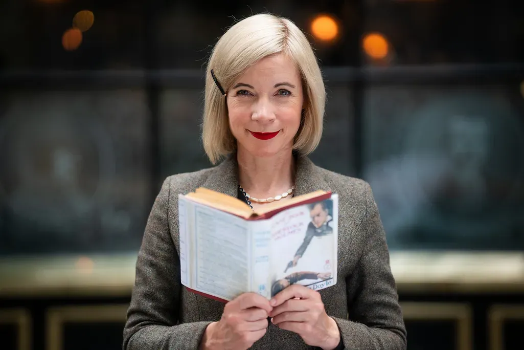 Lucy Worsley's Holmes vs. Doyle | PBS