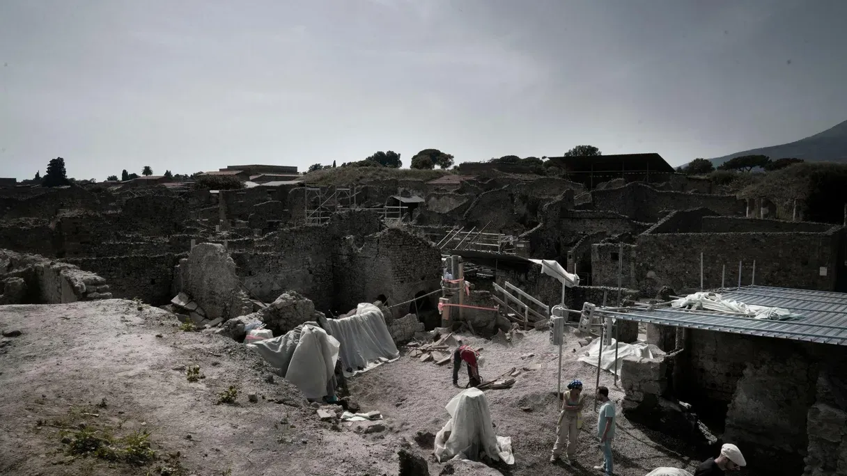 Pompeii: The New Dig | PBS