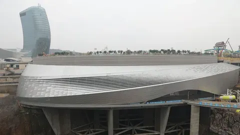 Impossible Builds | PBS