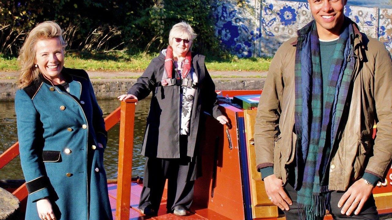 The Travelling Auctioneers Sue & Chris, Shropshire | On PBS Wisconsin
