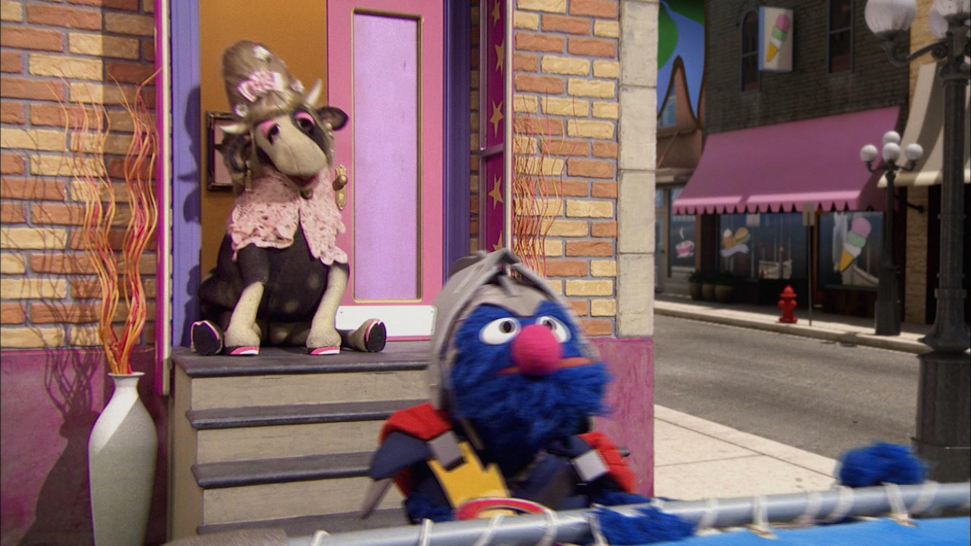 Super Grover: HOW NOW DOWN COW?| Let's Learn | PBS LearningMedia