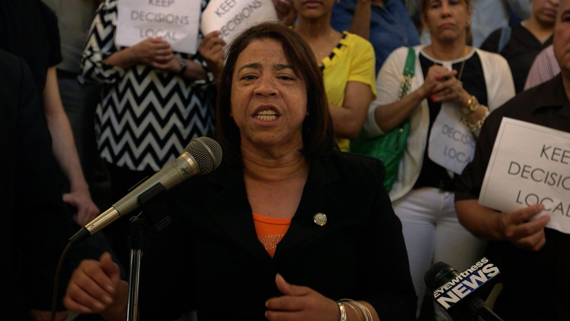 Political Battles | Councilwoman | PBS LearningMedia