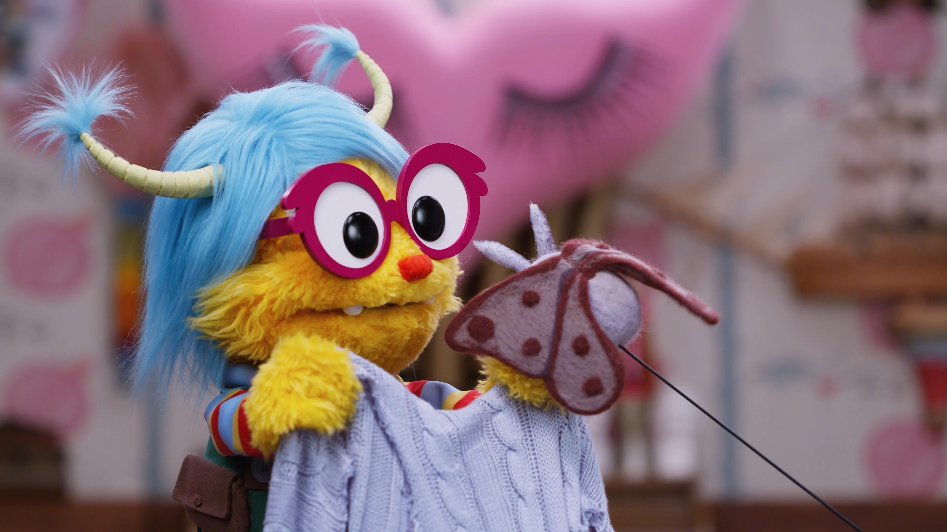 Moth Quilt | Albie's Elevator | PBS LearningMedia