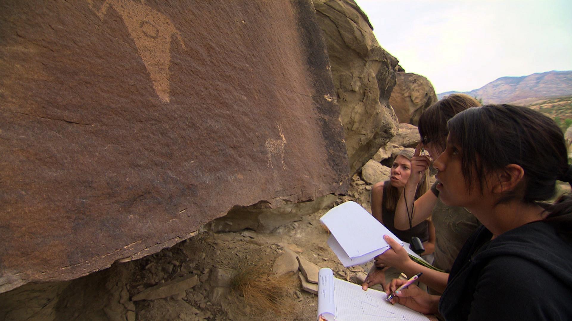 SciGirls | Digging Archaeology 02: Observe | PBS LearningMedia