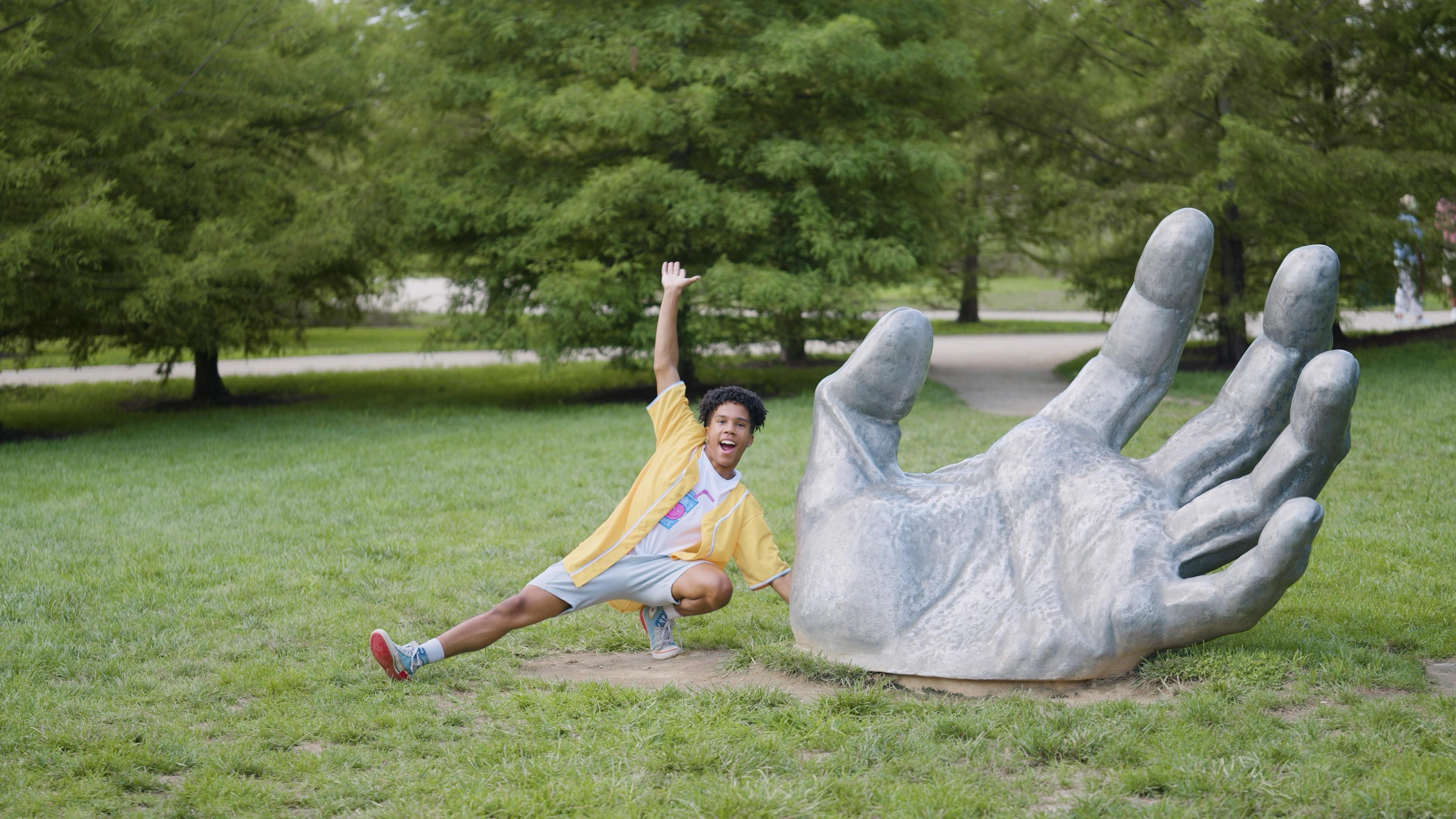 Sculpture & A New Perspective | The Infinite Art Hunt | PBS LearningMedia