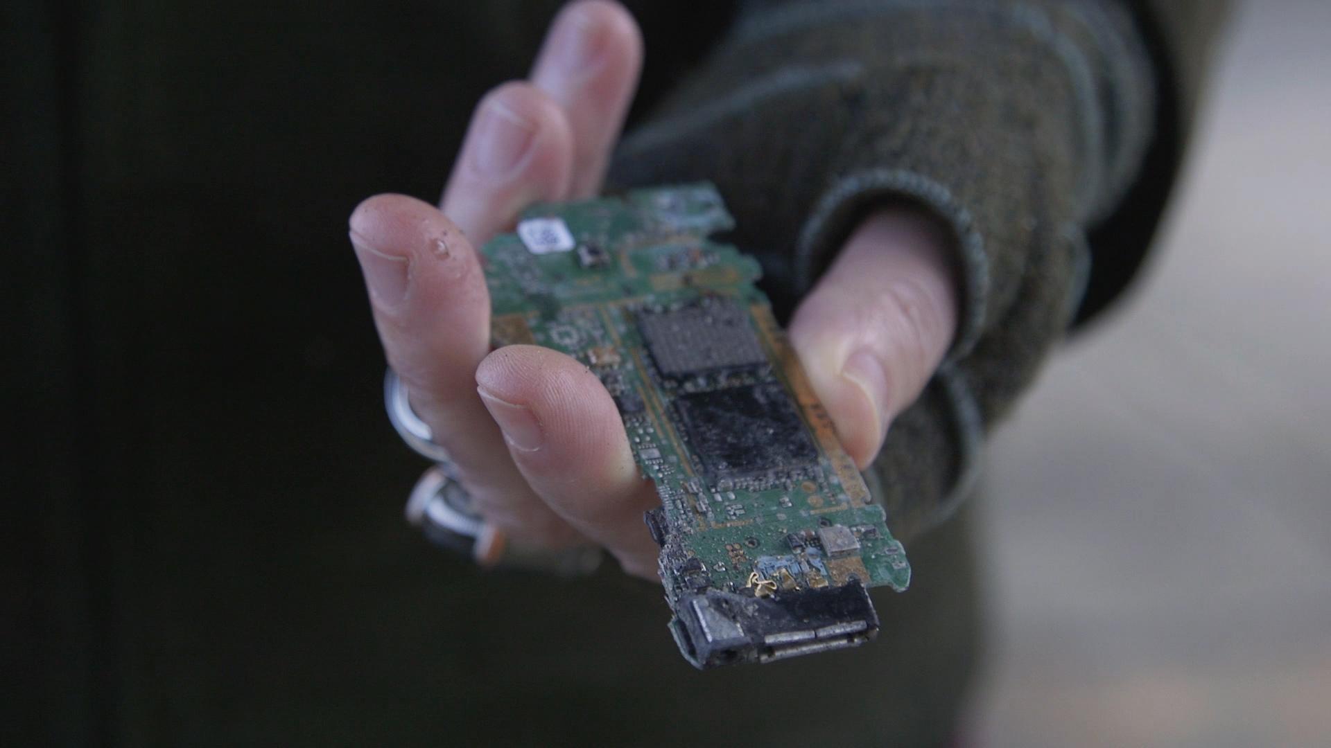 Three Ways to Make Art From Rubbish With Nigel Poor | KQED Art School ...