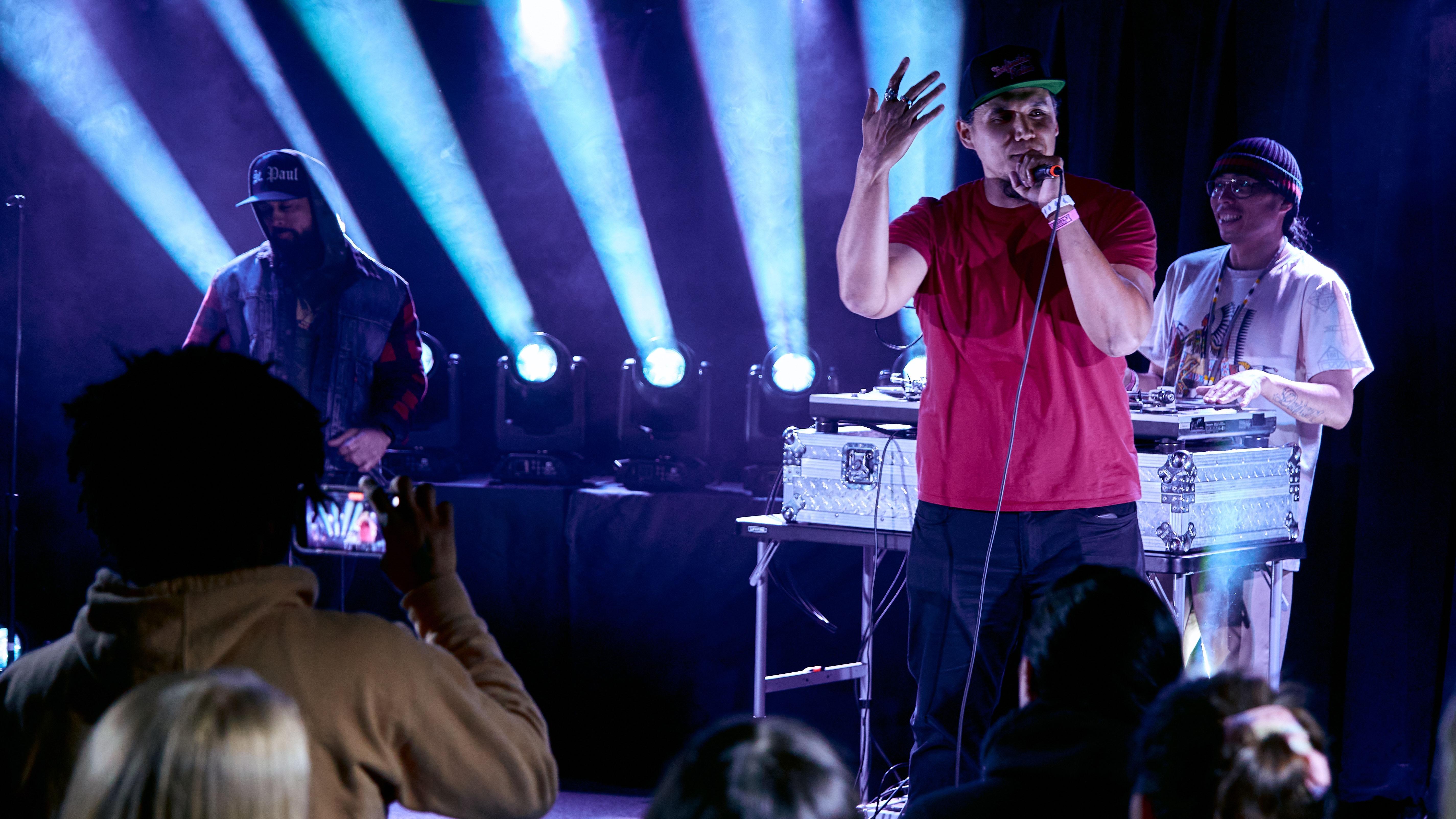 Tall Paul, Joe Rainey, Sampson Brothers | STAGE | PBS LearningMedia