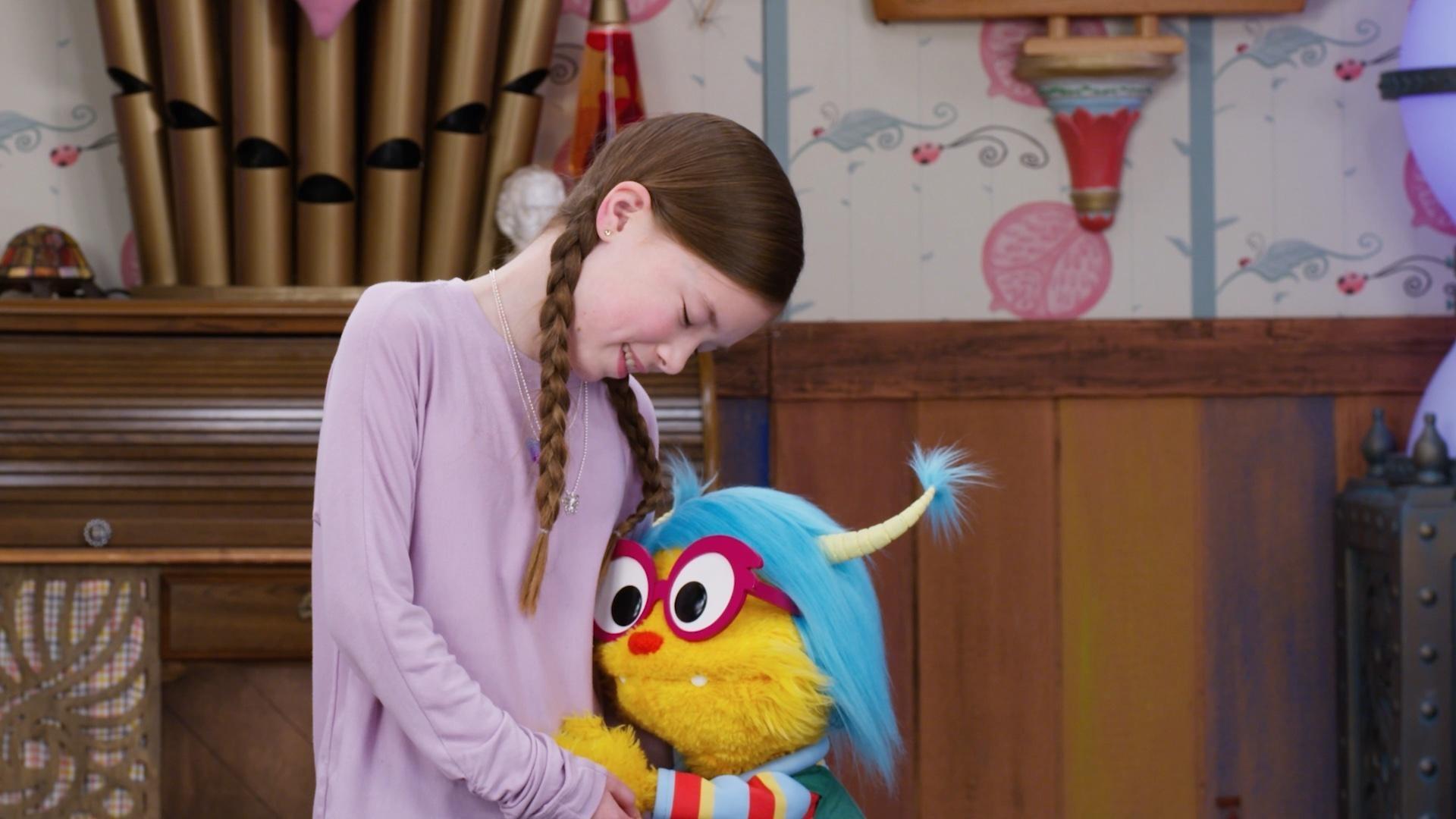 Gabe | Albie's Elevator | PBS LearningMedia