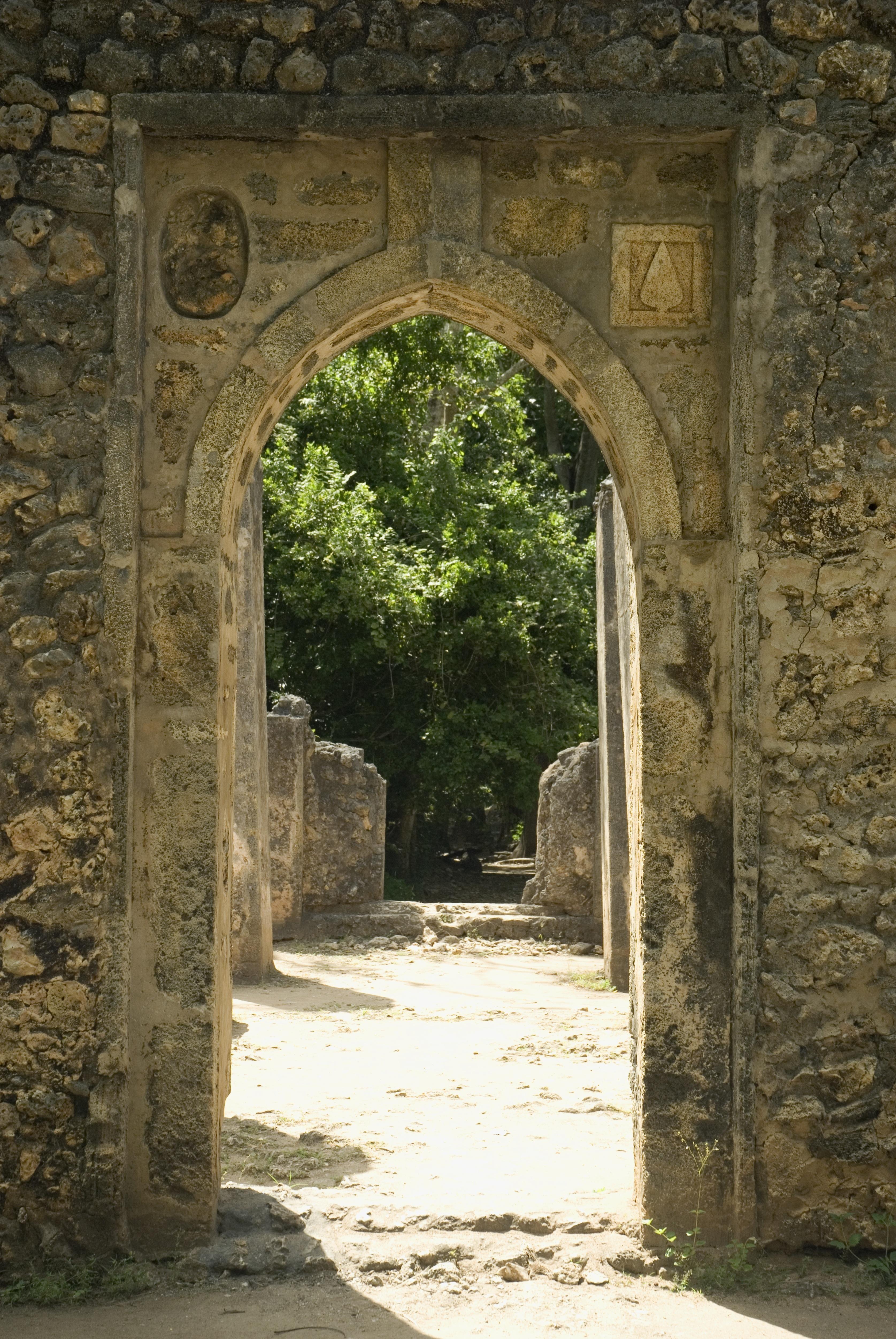 A Medieval Mosque in Kenya | Grades 6-8, 9-12 Africa Teaching and ...