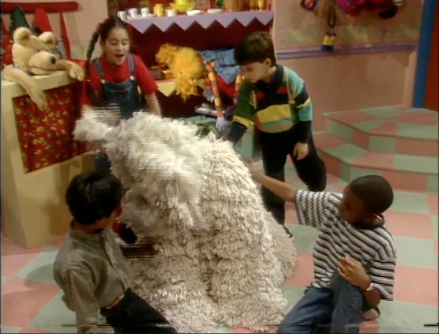 Episode 101: Goldilocks and the Three Bears | Salsa | PBS LearningMedia