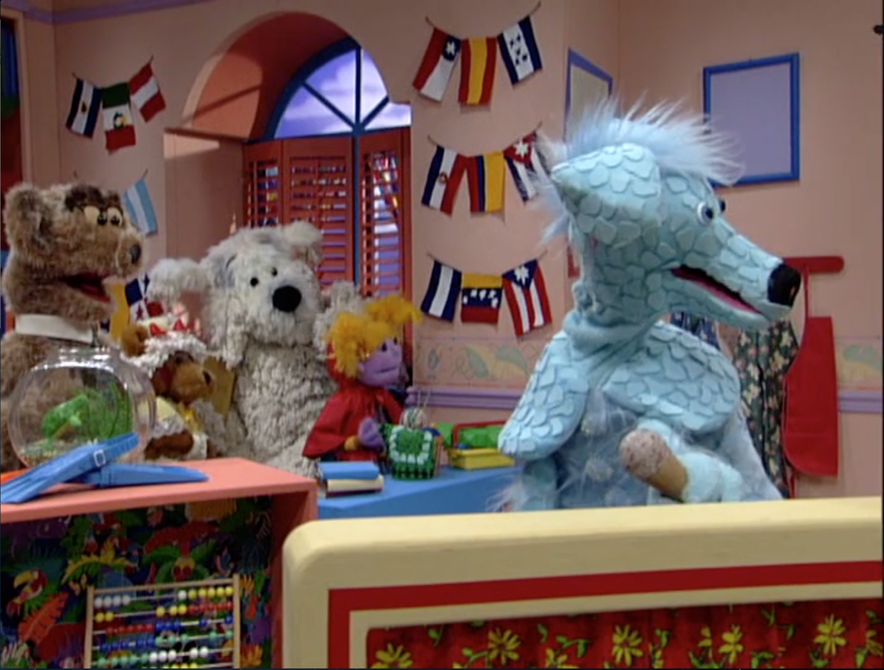 Episode 108: Disguises | Salsa | PBS LearningMedia