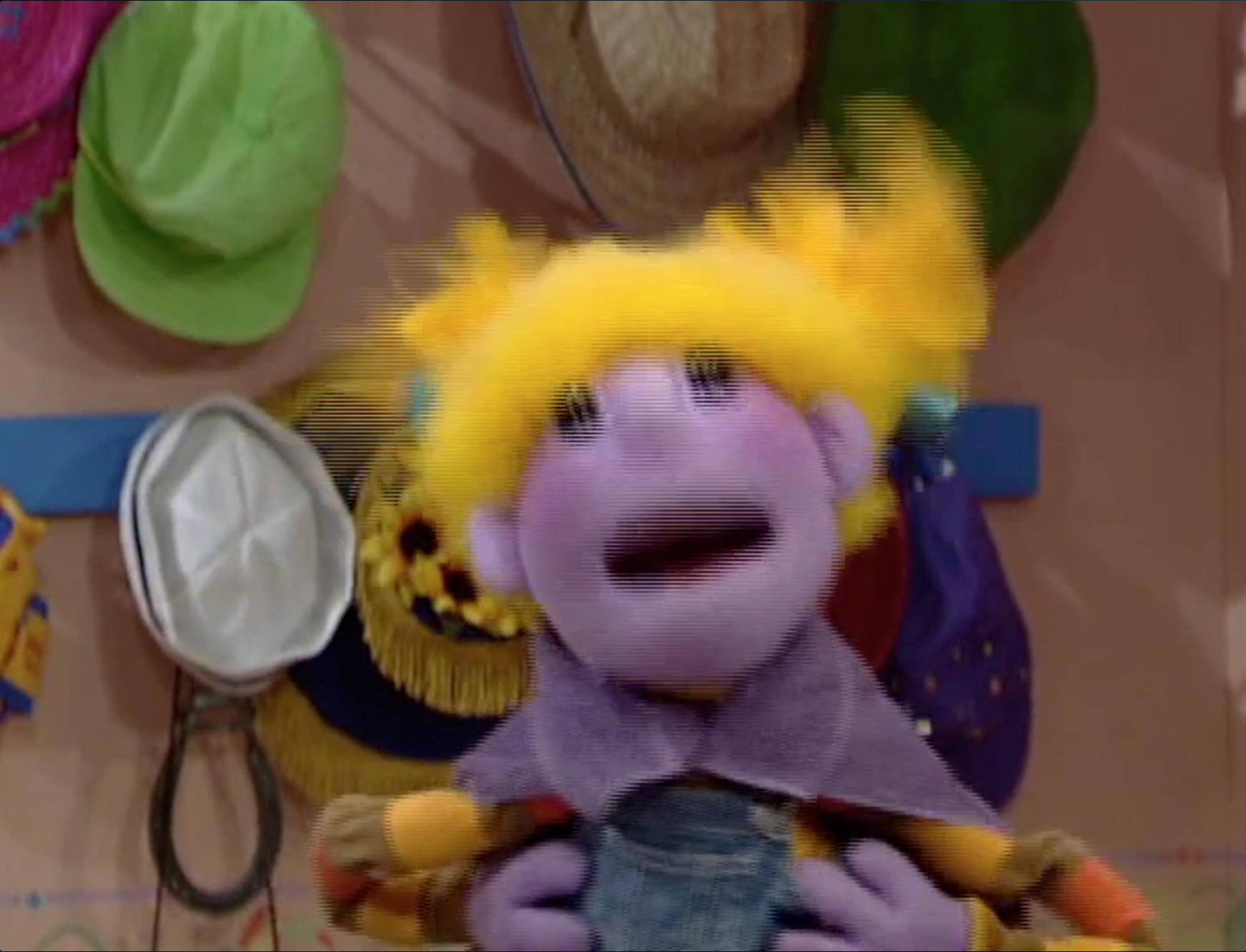 Episode 127: Super Armadillo | Salsa | PBS LearningMedia