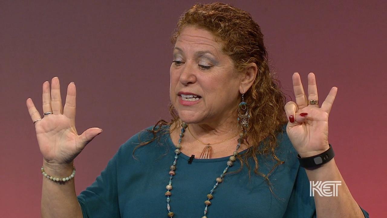 Ten Little Chicks/Diez pollitos | A World of Stories | PBS LearningMedia