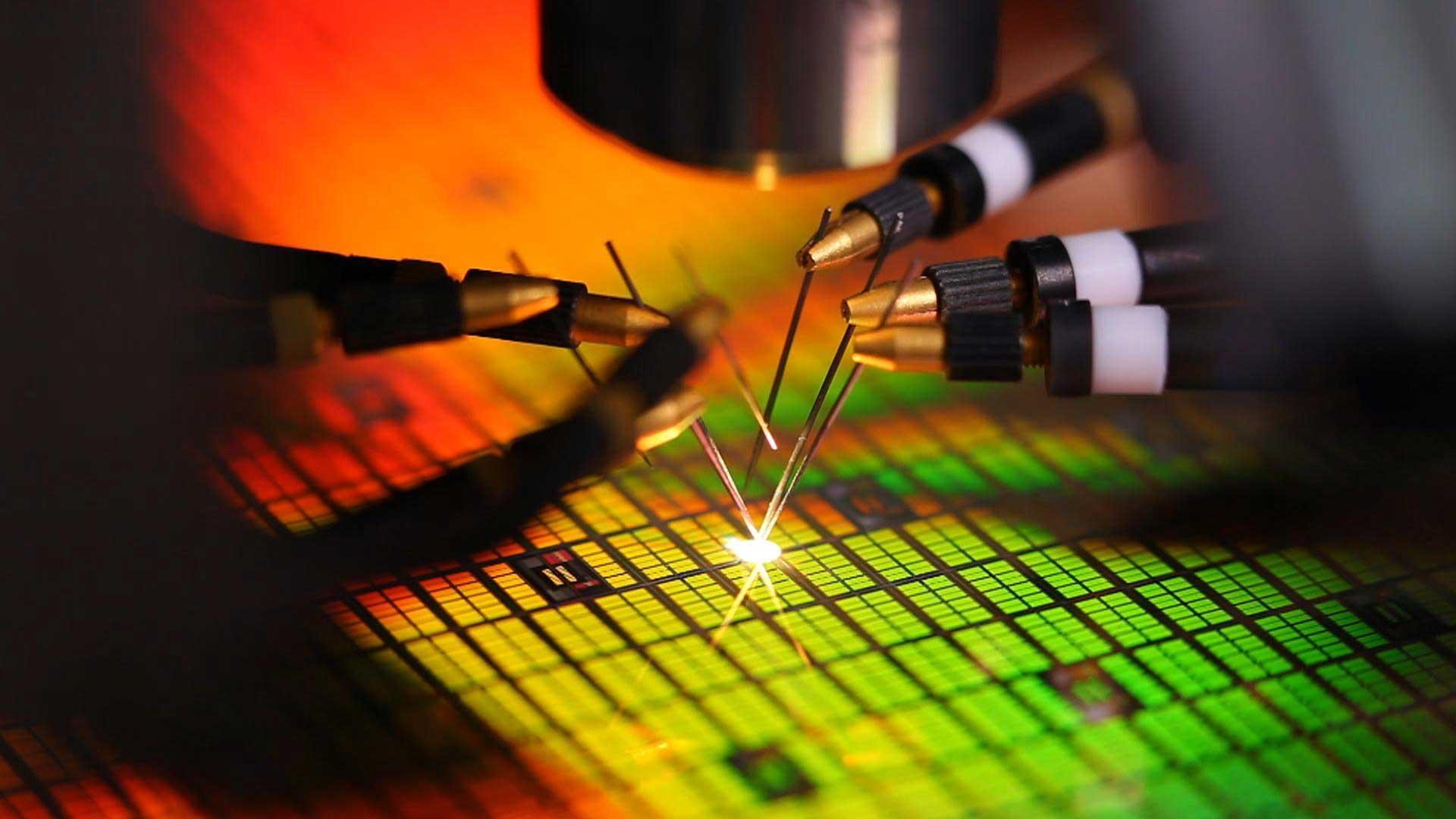 Computers | Science Trek | PBS LearningMedia