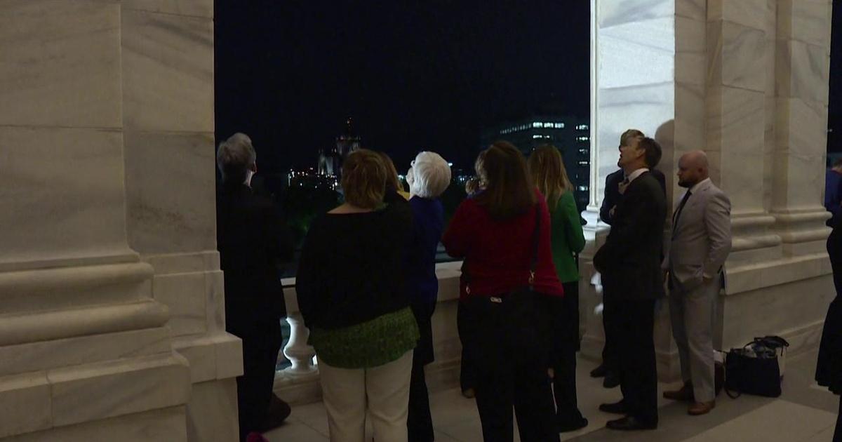 Almanac: At the Capitol | Tour Tidbits: the Capitol Loggia | Season ...
