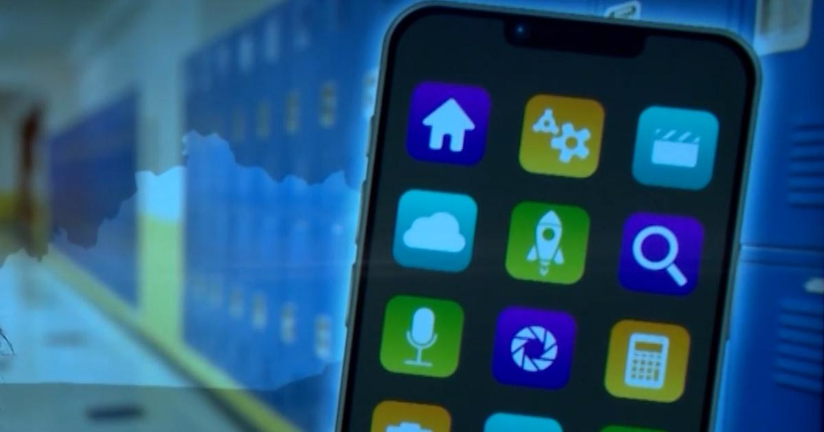 Kentucky Edition | JCPS Bans Cell Phones for Upcoming School Year ...