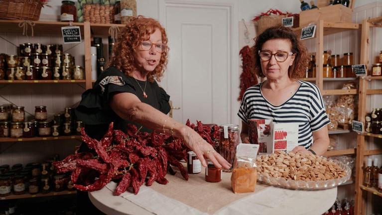 Christina Cooks: Back to the Cutting Board: Season 6 Episodes | OPB