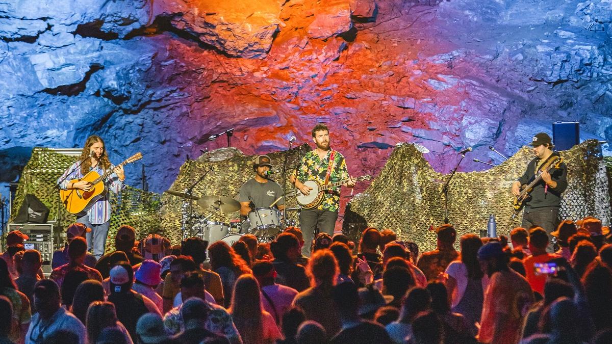 Armchair Boogie | The Caverns Sessions | WLIW