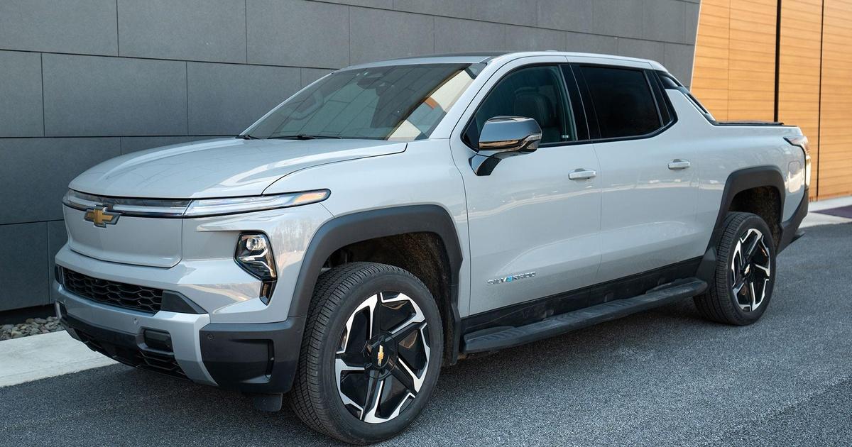 MotorWeek | 2025 Chevrolet Silverado EV LT & 2025 McLaren Artura Spider ...