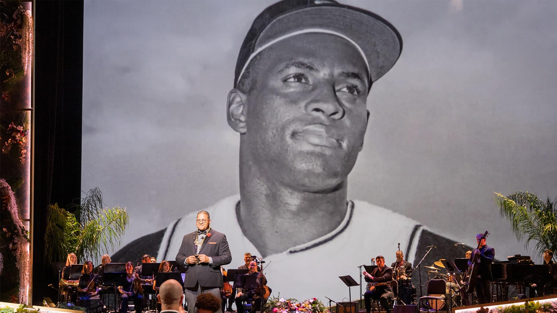 A Celebration of the Legacy of Roberto Clemente | Hispanic Heritage ...