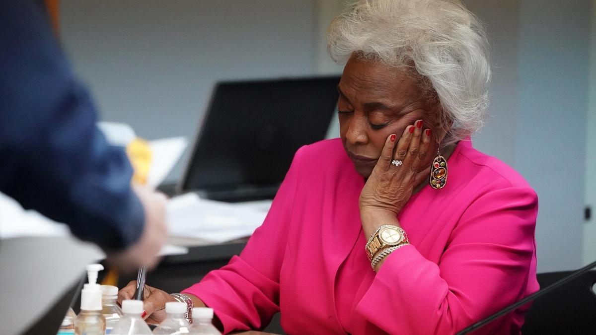 Tight Fla. races highlight ‘problematic’ voting technology | PBS ...