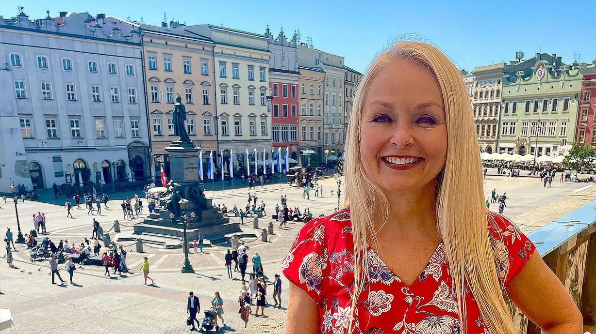 Curious Kraków | Watch Curious Traveler on PBS Wisconsin