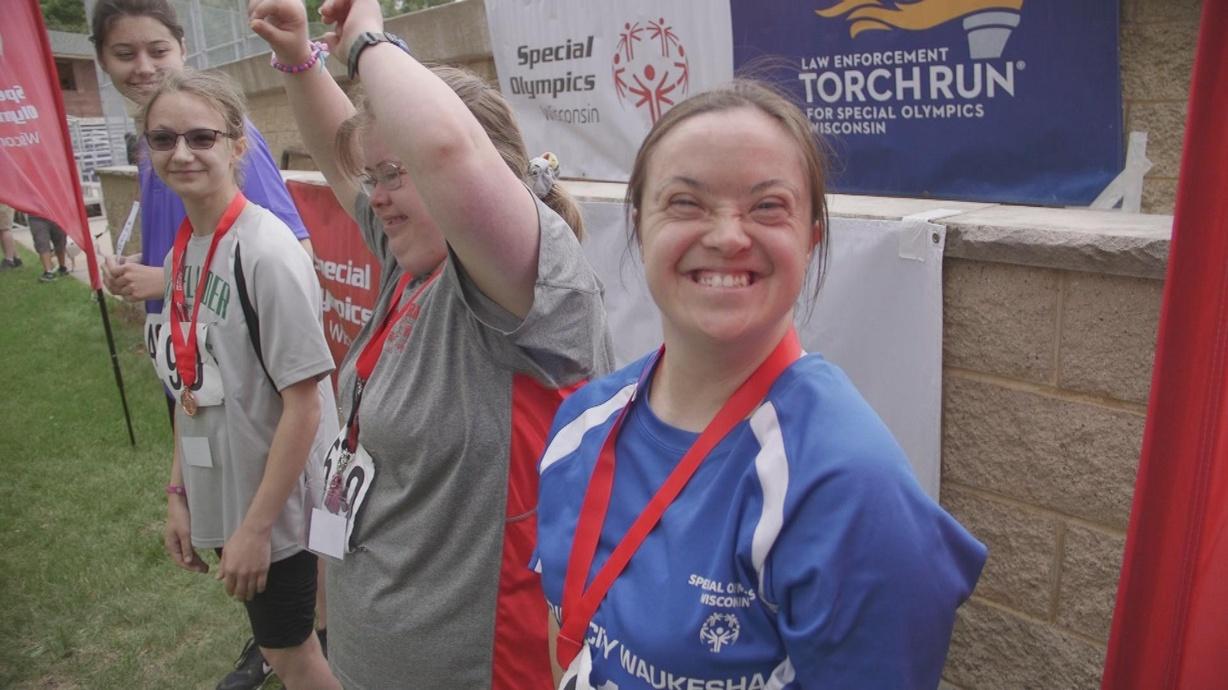 Wis. Life Host Angela Fitzgerald Cheers On Special Olympians | Watch on ...