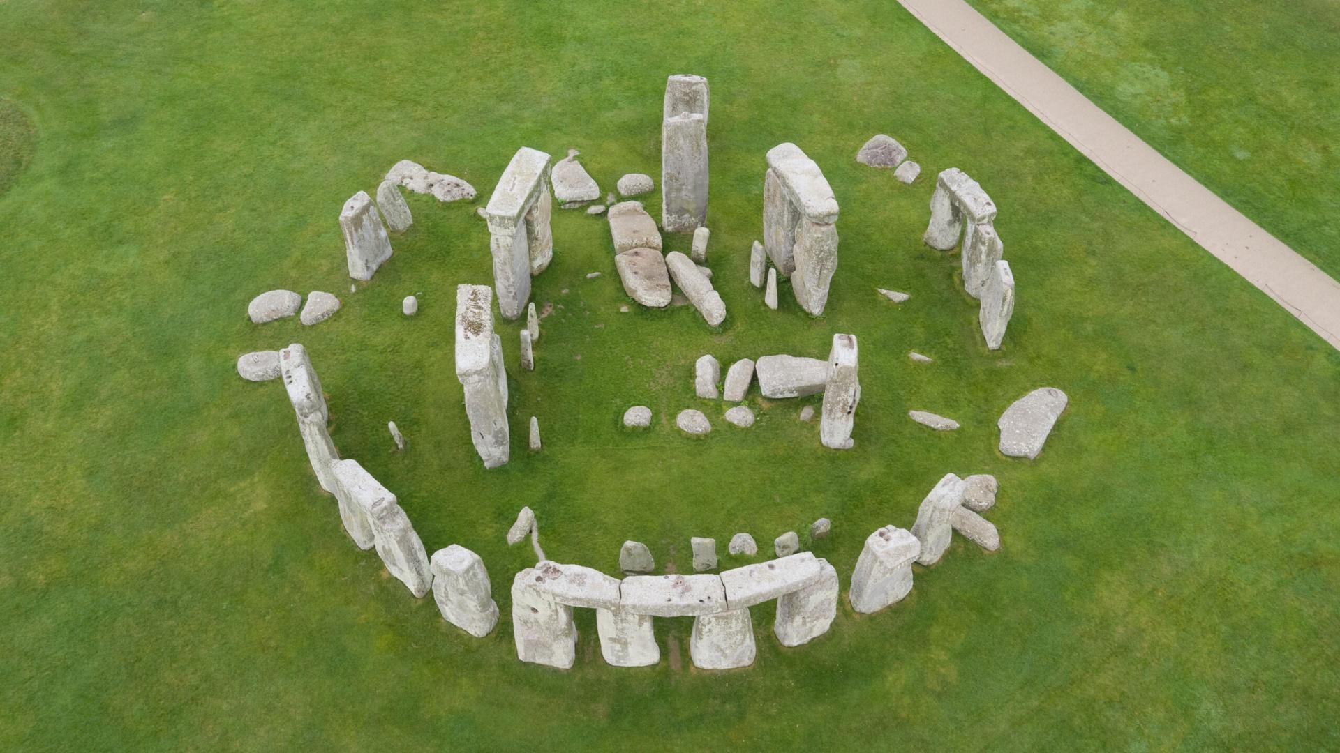 Preview | The First Circle of Stonehenge | Secrets of the Dead ...