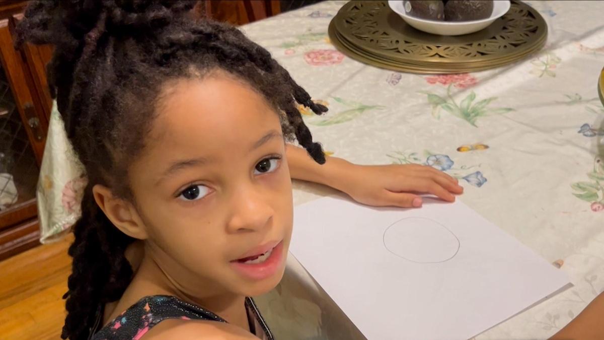 ZURI SHOWS HOW TO DRAW A FLOWER! | Let's Learn | THIRTEEN - New York ...