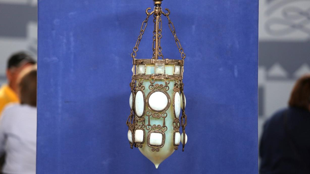 Appraisal: Tiffany Glass & Decorating Co. Lamp, ca. 1892 | Watch on PBS ...