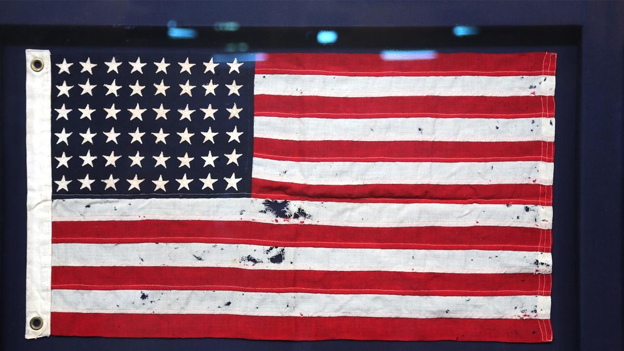 Unaired "PT-109" Flag Appraisal from New Orleans Roadshow | Watch on ...