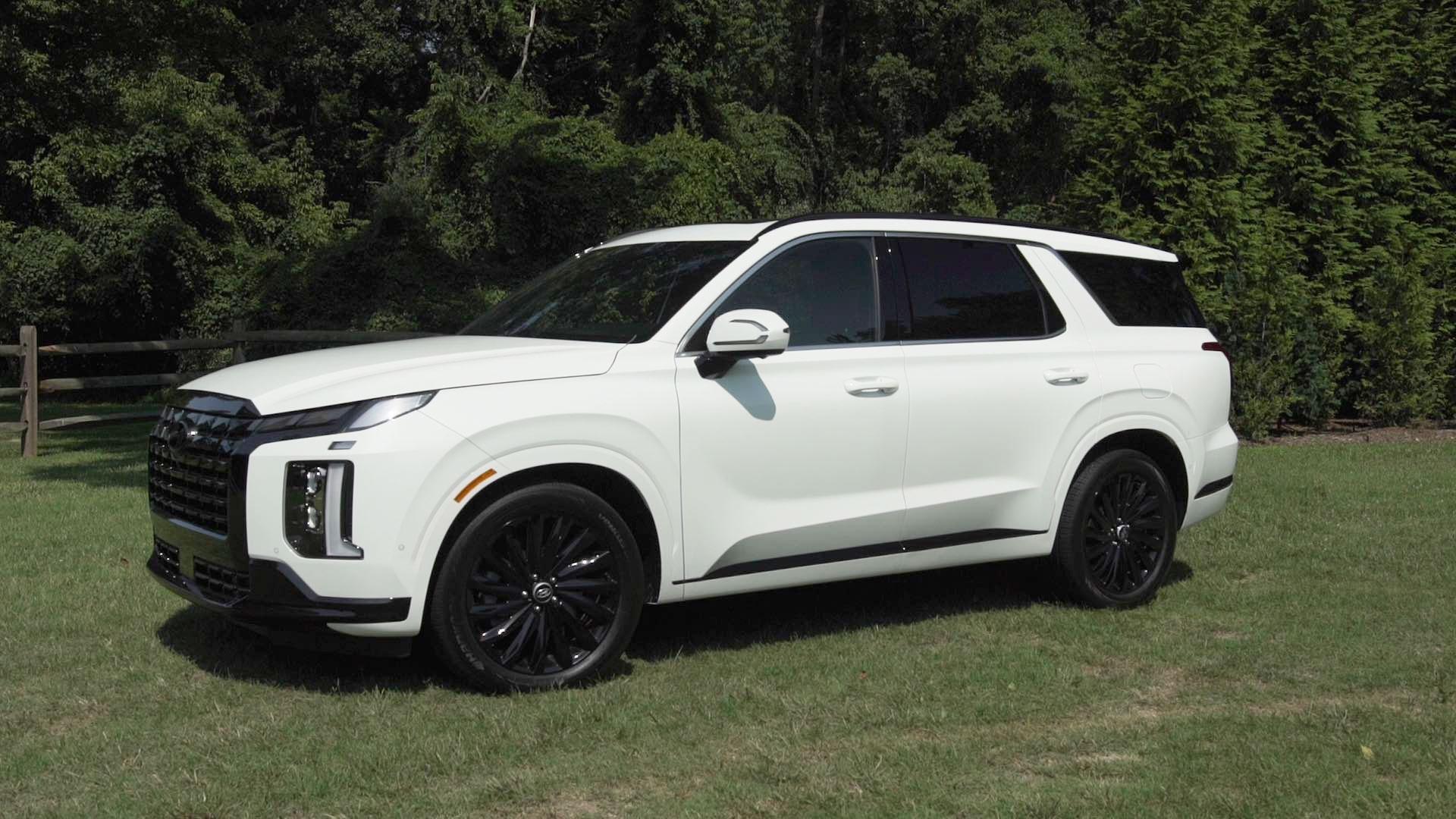 2024 Hyundai Palisade Night Edition & 2024 GMC Hummer EV SUV ...