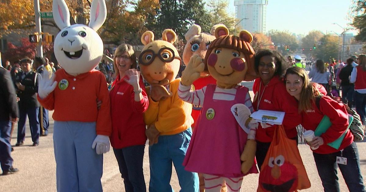 rootle | The Raleigh Winter Parade Hosted ROOTLE! | PBS