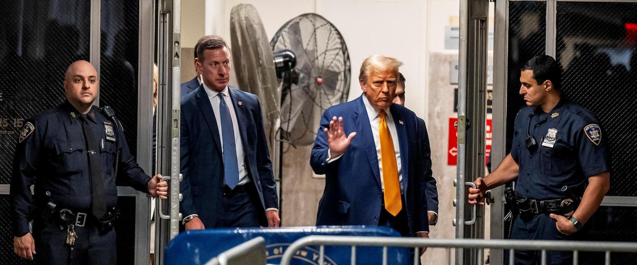 Watch PBS NewsHour Online