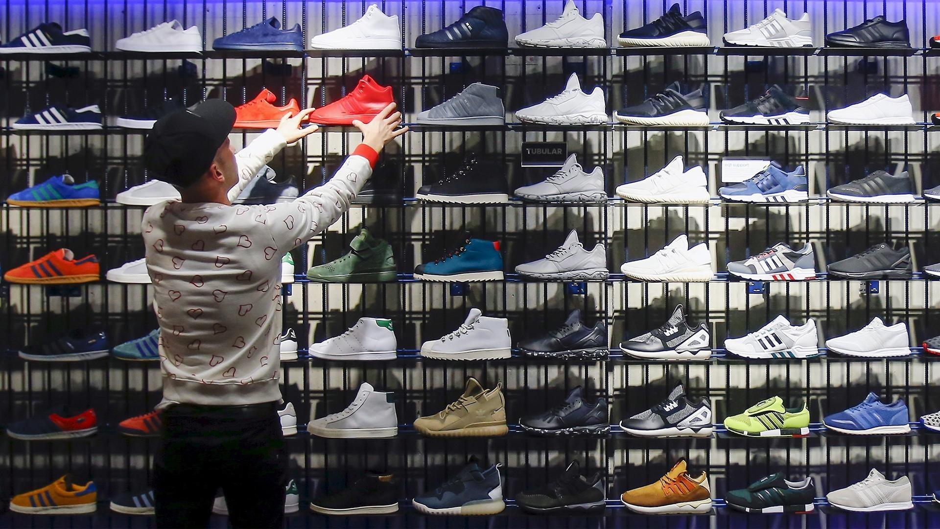 Why these students in Atlanta are studying sneaker design | PBS News ...
