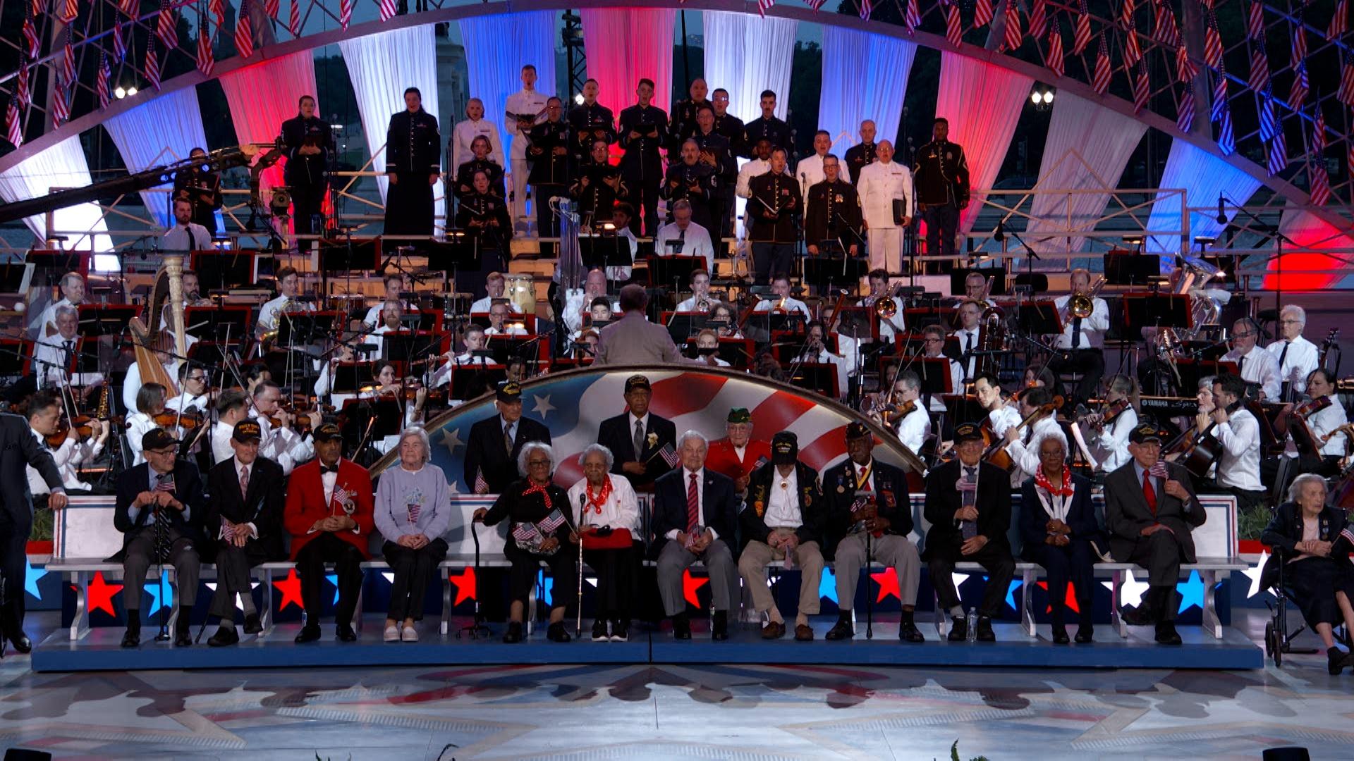 Gary Sinise & Joe Mantegna Honor WWII Veterans | National Memorial Day ...