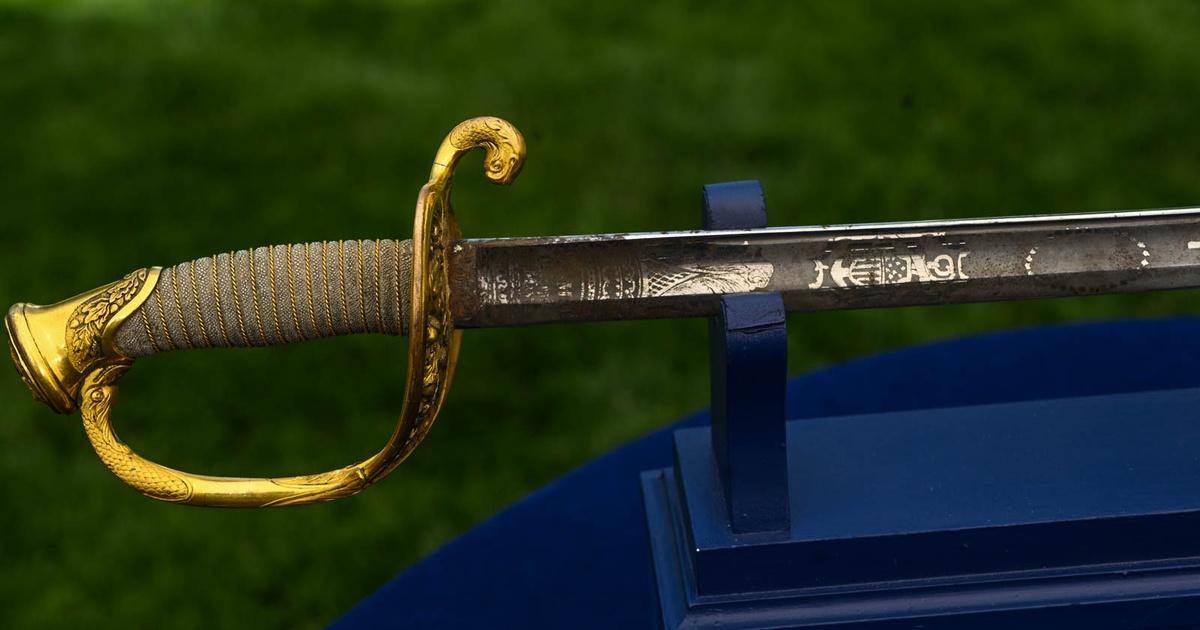 Antiques Roadshow | Appraisal: 1852 Commodore Morris's Naval Officer ...