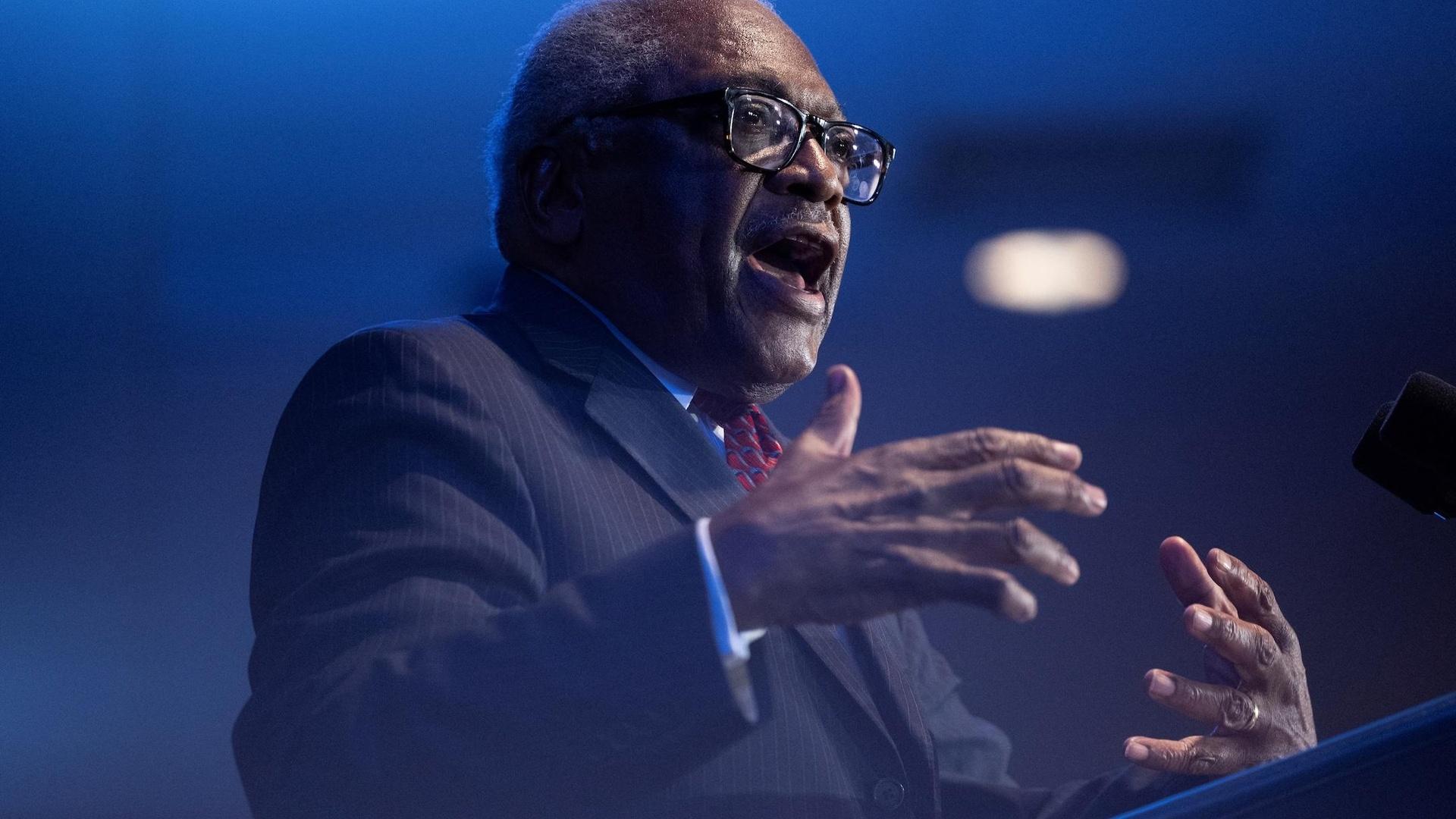 Clyburn spotlights trailblazing Black congressmen in book | PBS News ...